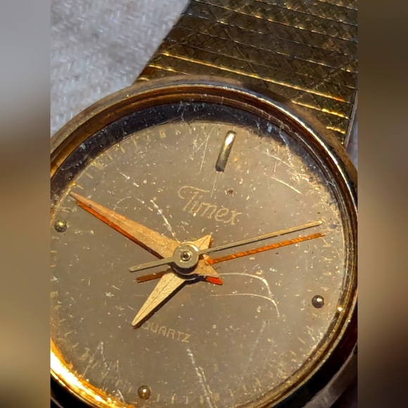 Timex | Accessories | Beautiful Gold Toned Timex Watch Womens Working ...